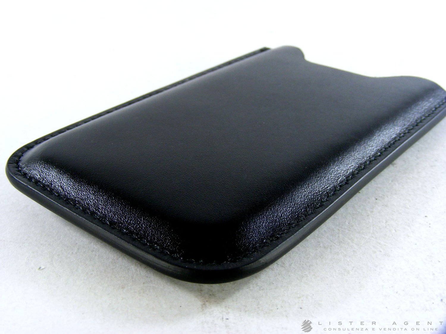 MONTBLANC PDA holder 3/4 in leather of black colour Ref. 107044. NEW ...
